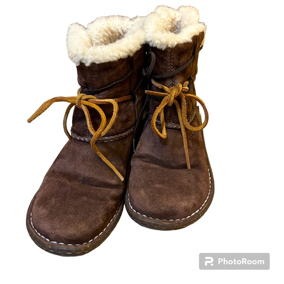 UGG | Shoes | Ugg Cove 578 Suede Aztec Ankle Boot Women Us Size 6 ...